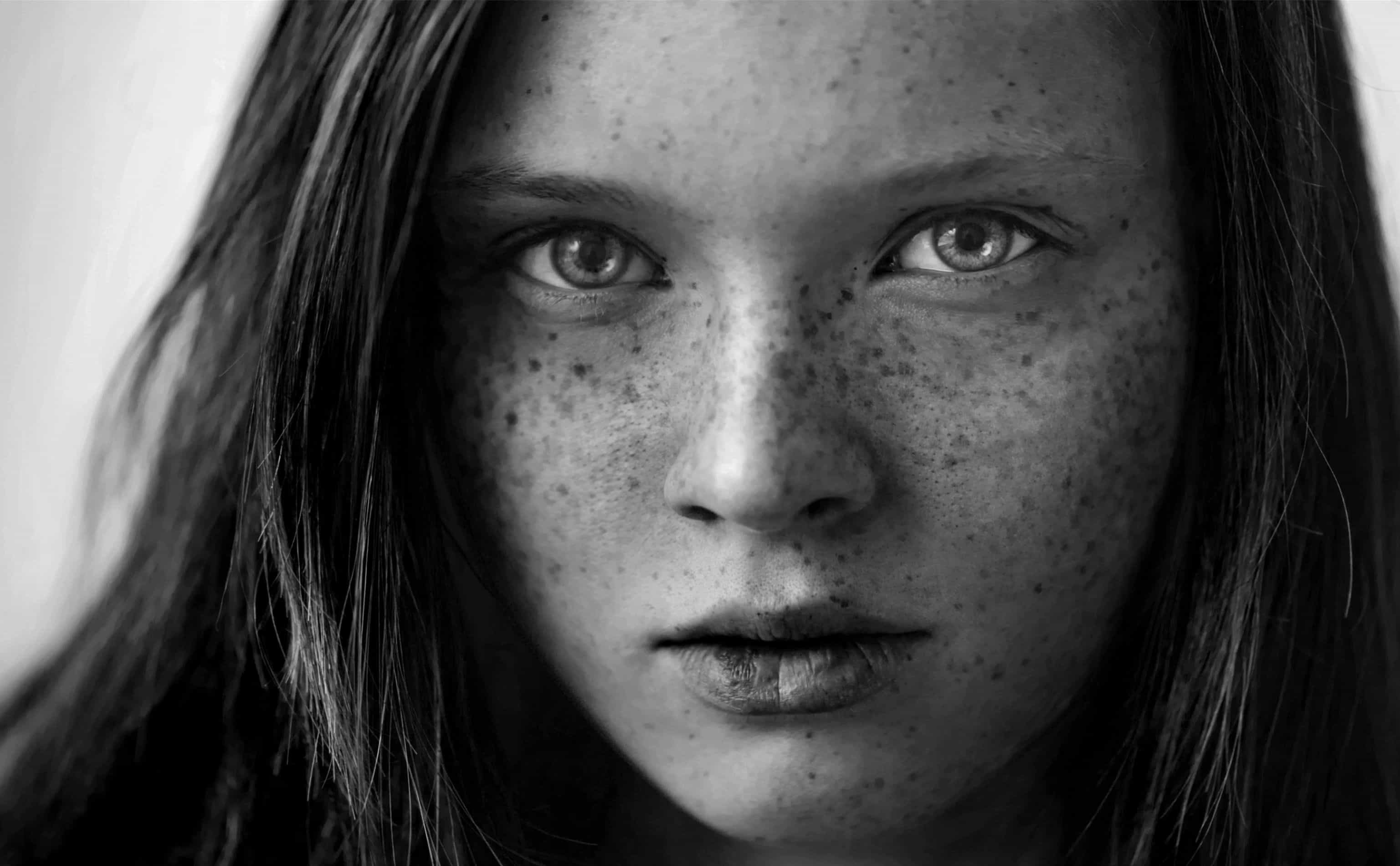 How to Enhance Freckles and Add a Dim Moody Look in Photoshop | Denny's ...